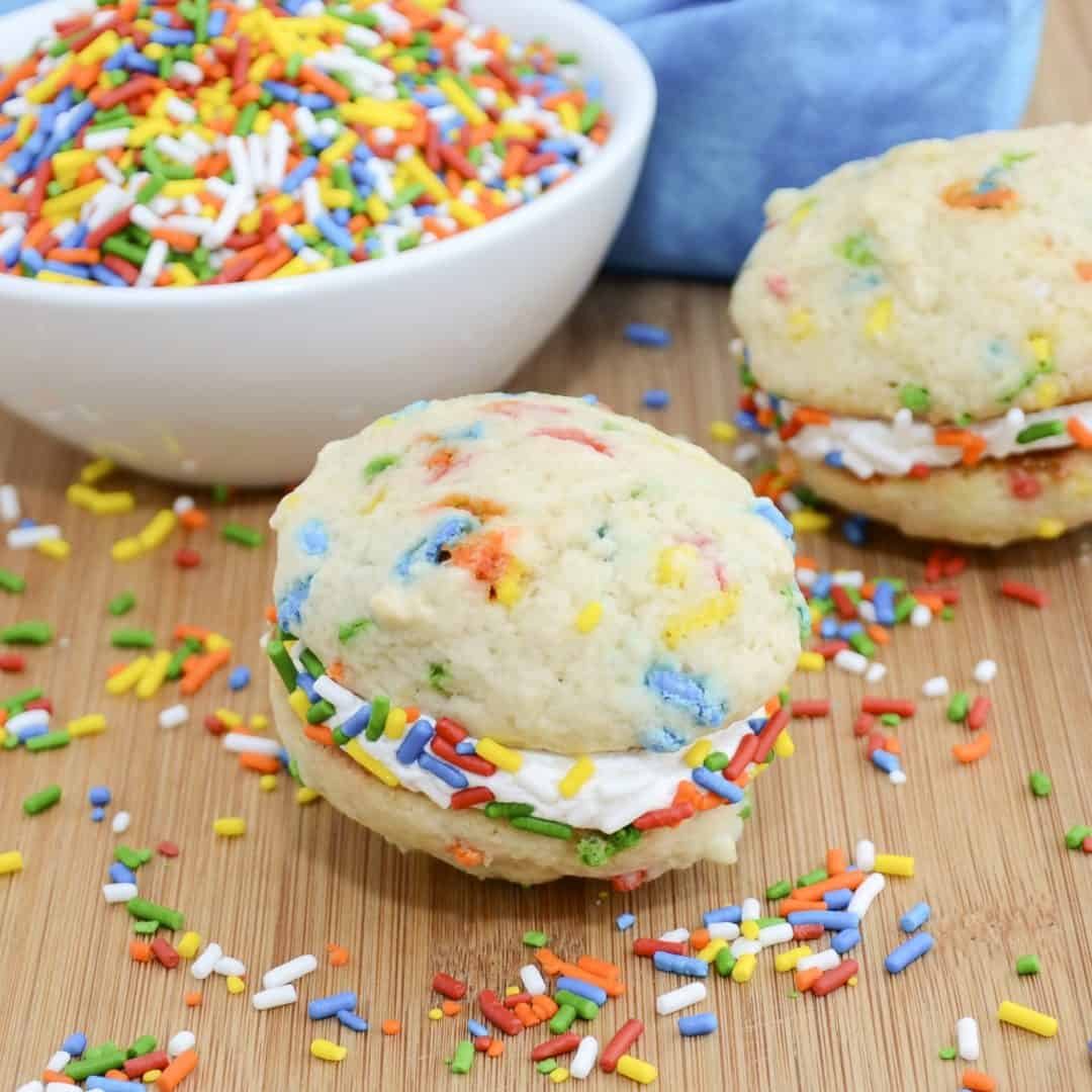 Funfetti Whoopie Pie Recipe - Sweet Pea's Kitchen