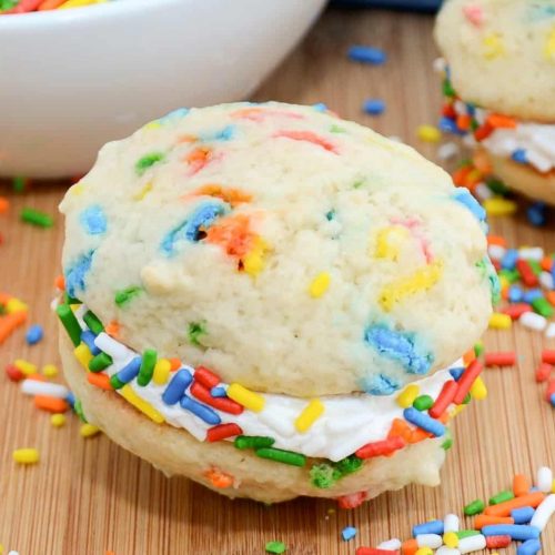Funfetti Whoopie Pie Recipe - Sweet Pea's Kitchen