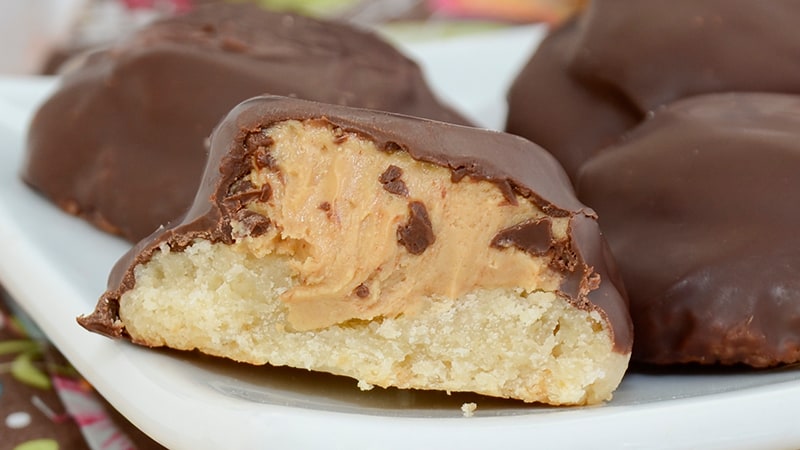 Homemade Tagalongs Cookies - Sweet Pea's Kitchen