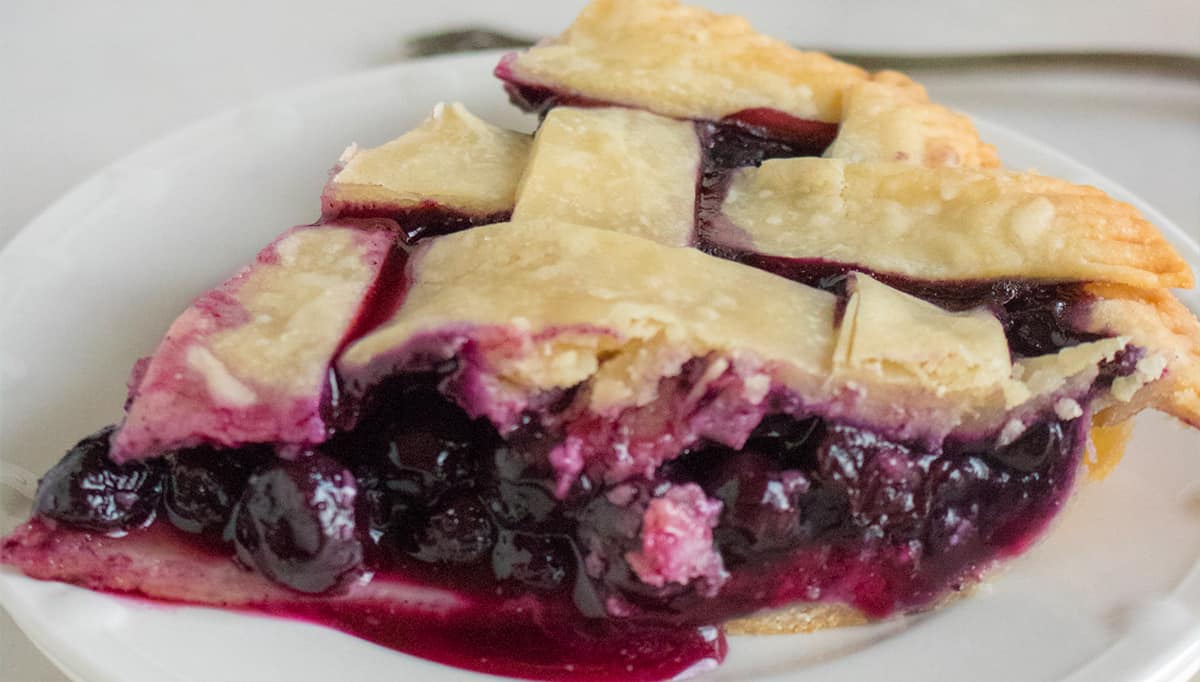 Blueberry Pie Recipe - Sweet Pea's Kitchen