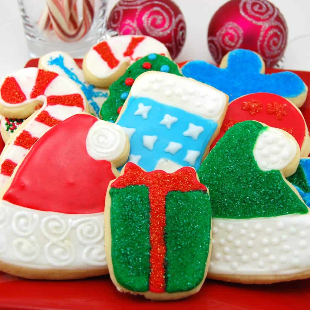 Christmas Sugar Cookies - Sweet Pea's Kitchen