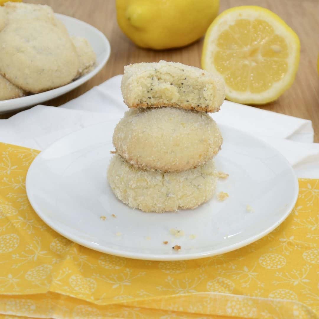 Lemon Poppy Seed Sugar Cookies - Sweet Pea's Kitchen