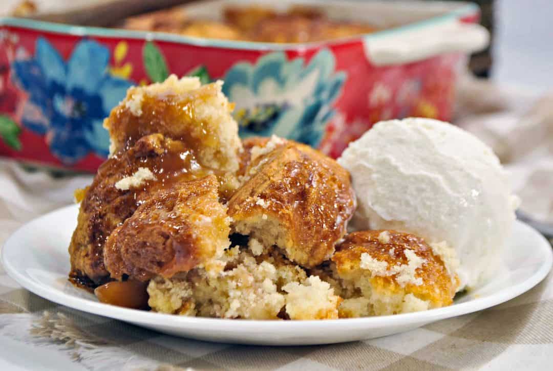 Semi-Homemade Apple Pan Dowdy Recipe - Sweet Pea's Kitchen