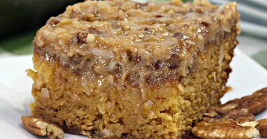 Old Fashioned Cajun Cake Recipe | Sweet Pea's Kitchen