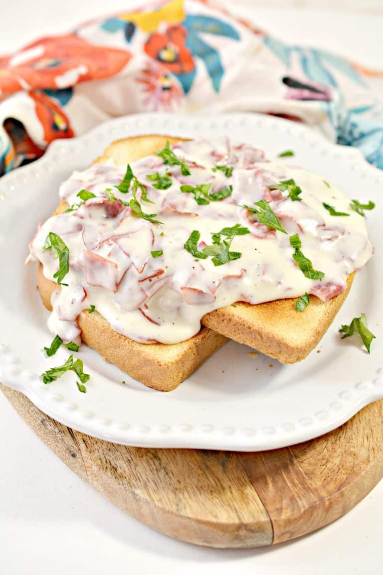 Creamed Chipped Beef on Toast - Sweet Pea's Kitchen