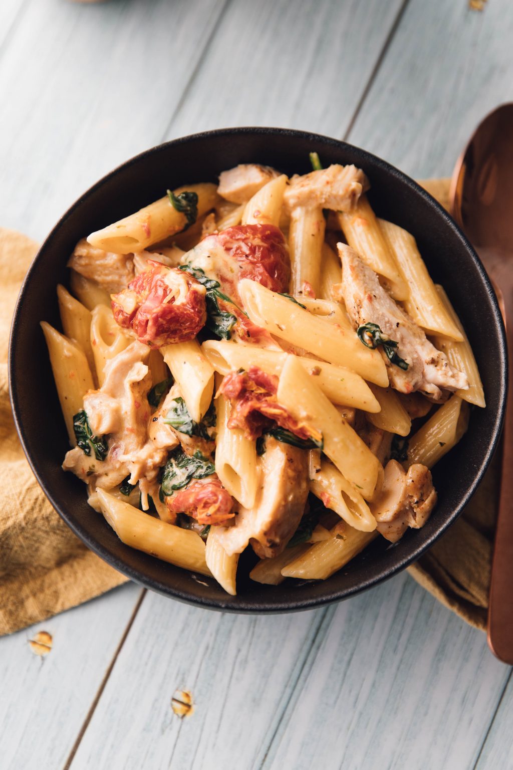 Italian Creamy Tuscan Chicken Pasta - Sweet Pea's Kitchen