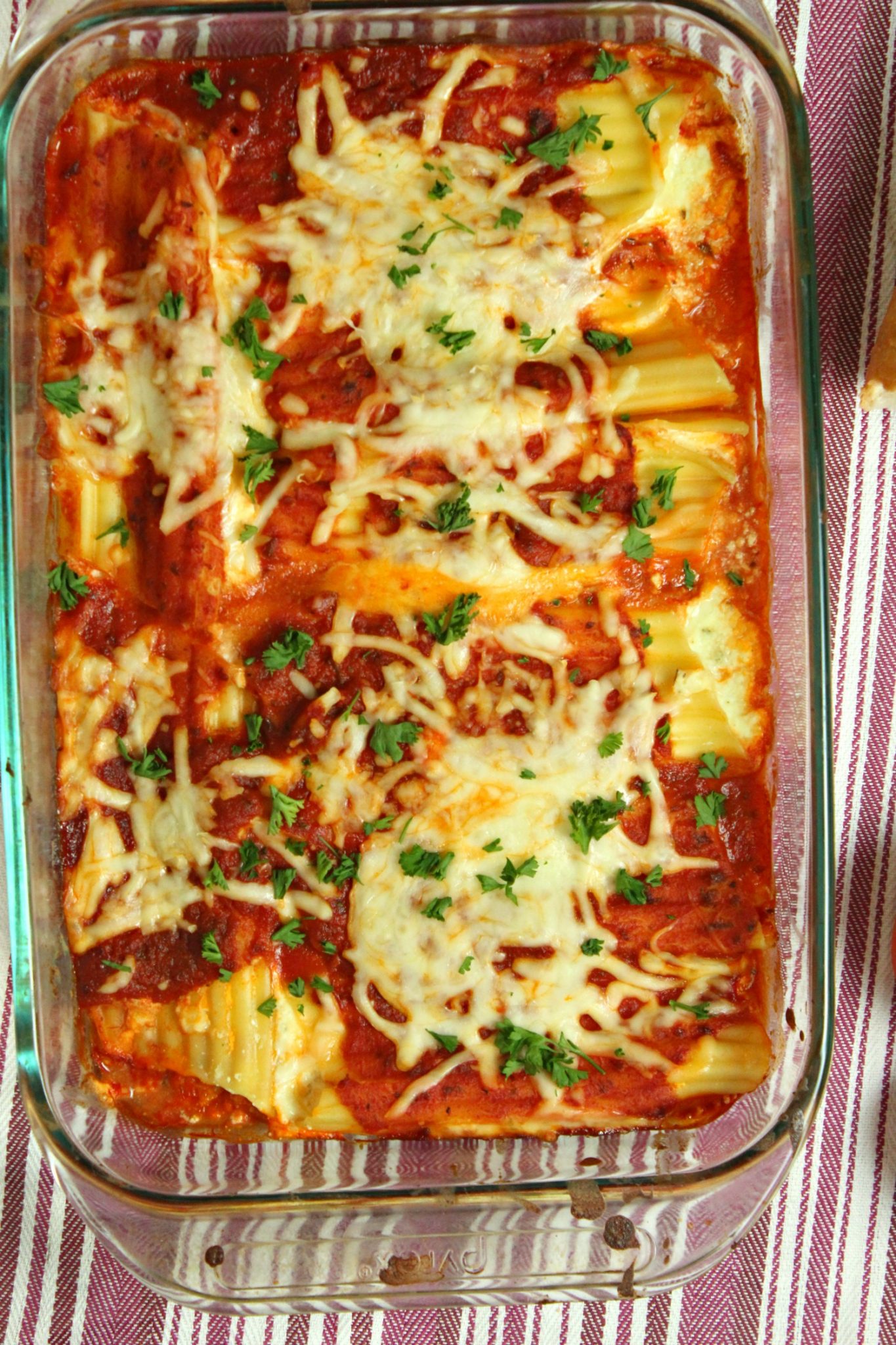 Cheesy Chicken Manicotti Recipe - Sweet Pea's Kitchen