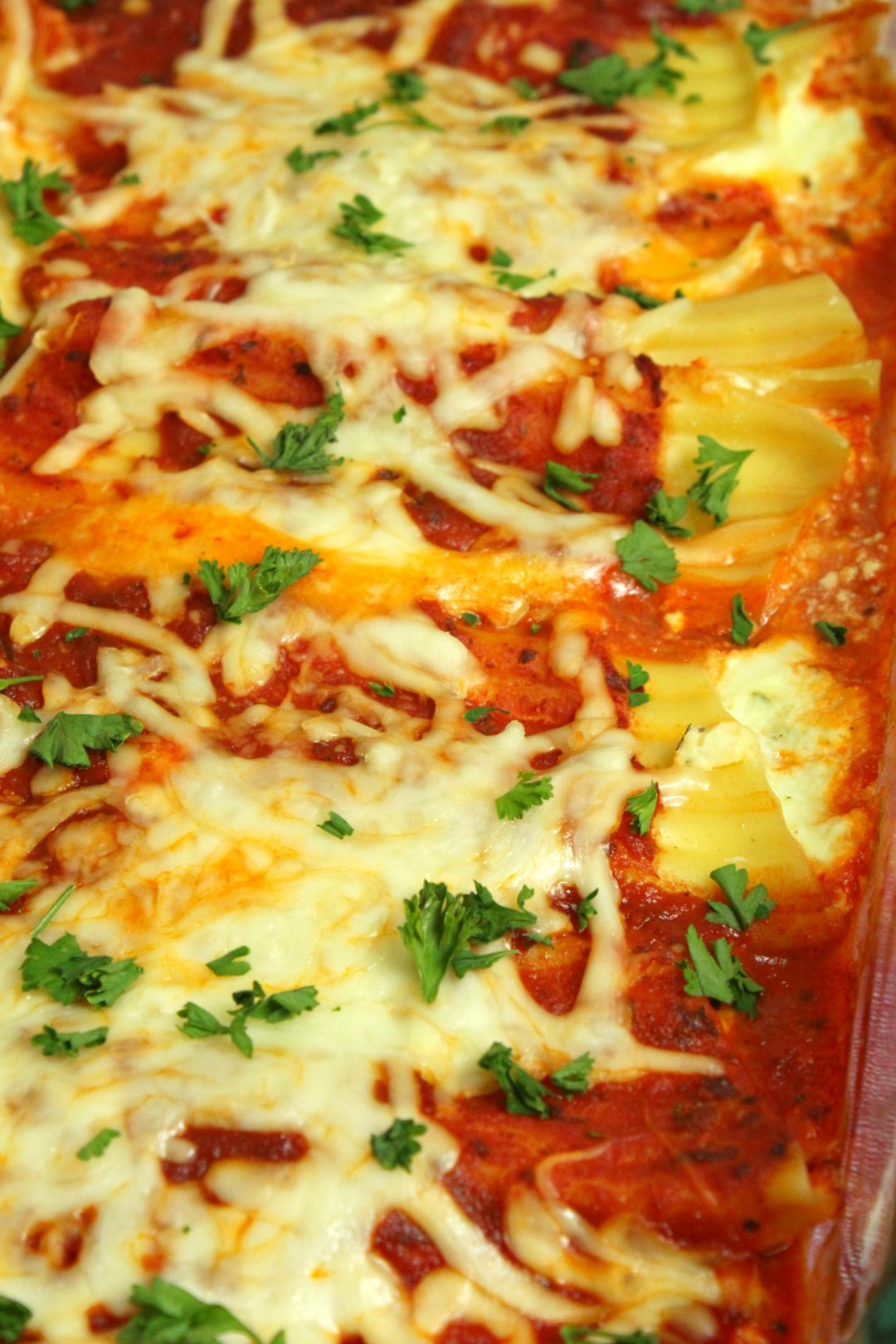 Cheesy Chicken Manicotti Recipe - Sweet Pea's Kitchen