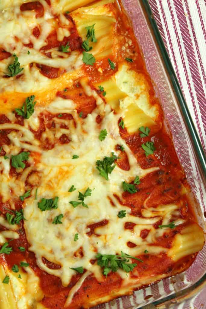 Cheesy Chicken Manicotti Recipe - Sweet Pea's Kitchen