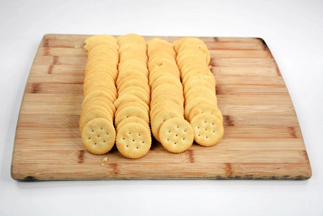 Ranch Ritz Crackers - Sweet Pea's Kitchen