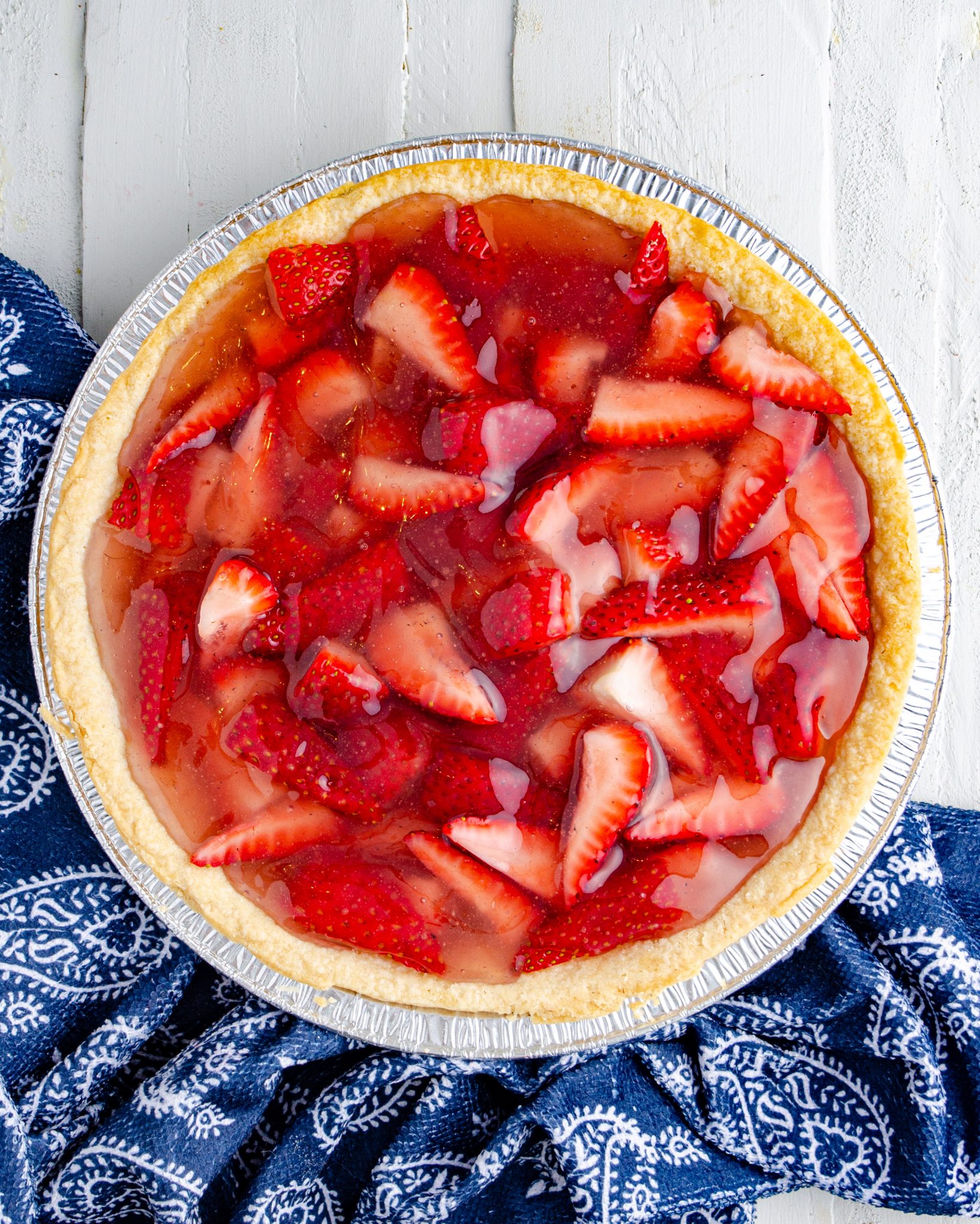 Big Boy's Fresh Strawberry Pie - Sweet Pea's Kitchen