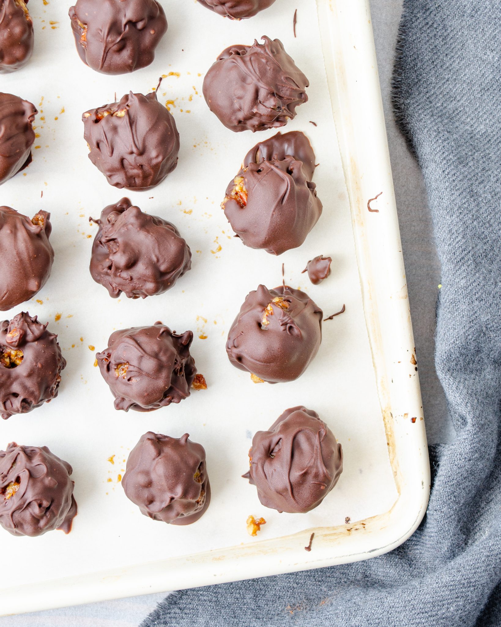 Pecan Pie Balls - Sweet Pea's Kitchen