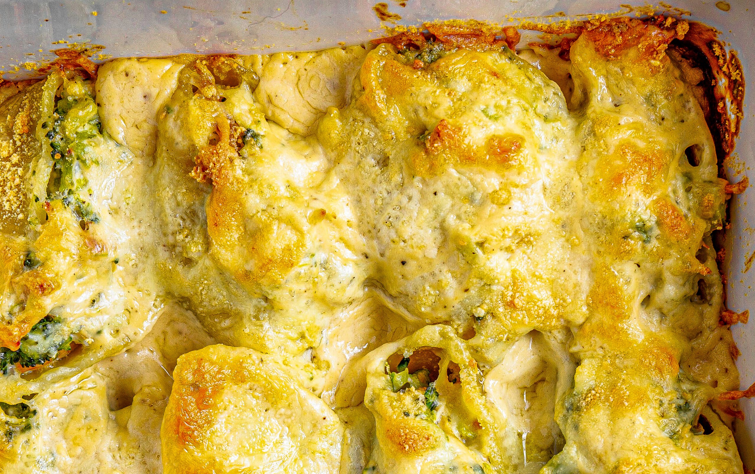 Chicken Broccoli Alfredo Stuffed Shells - Sweet Pea's Kitchen