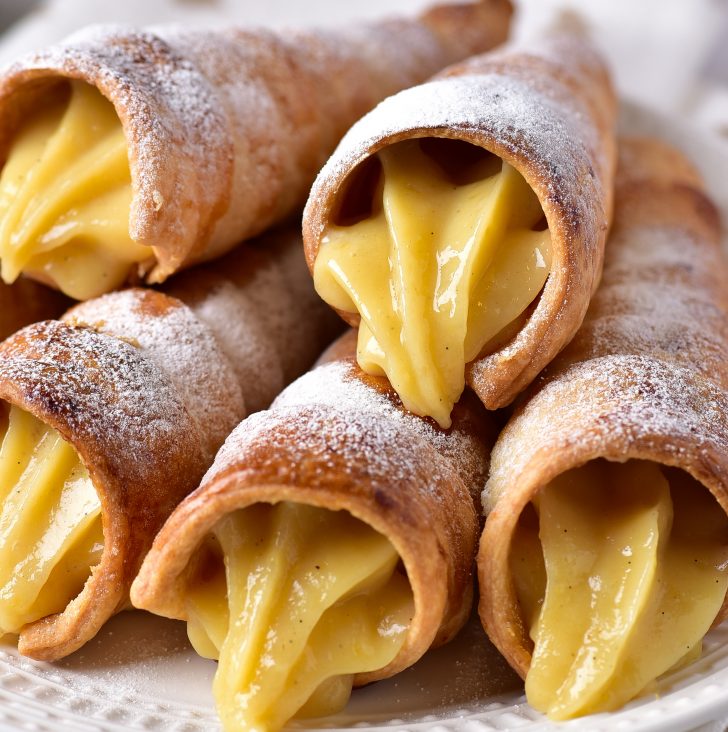 Buttery Crisp Italian Cream filled Cannoncini - Sweet Pea's Kitchen