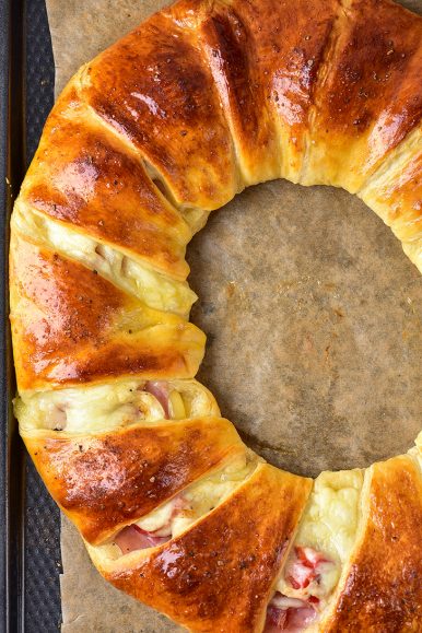 Italian Crescent Ring - Sweet Pea's Kitchen