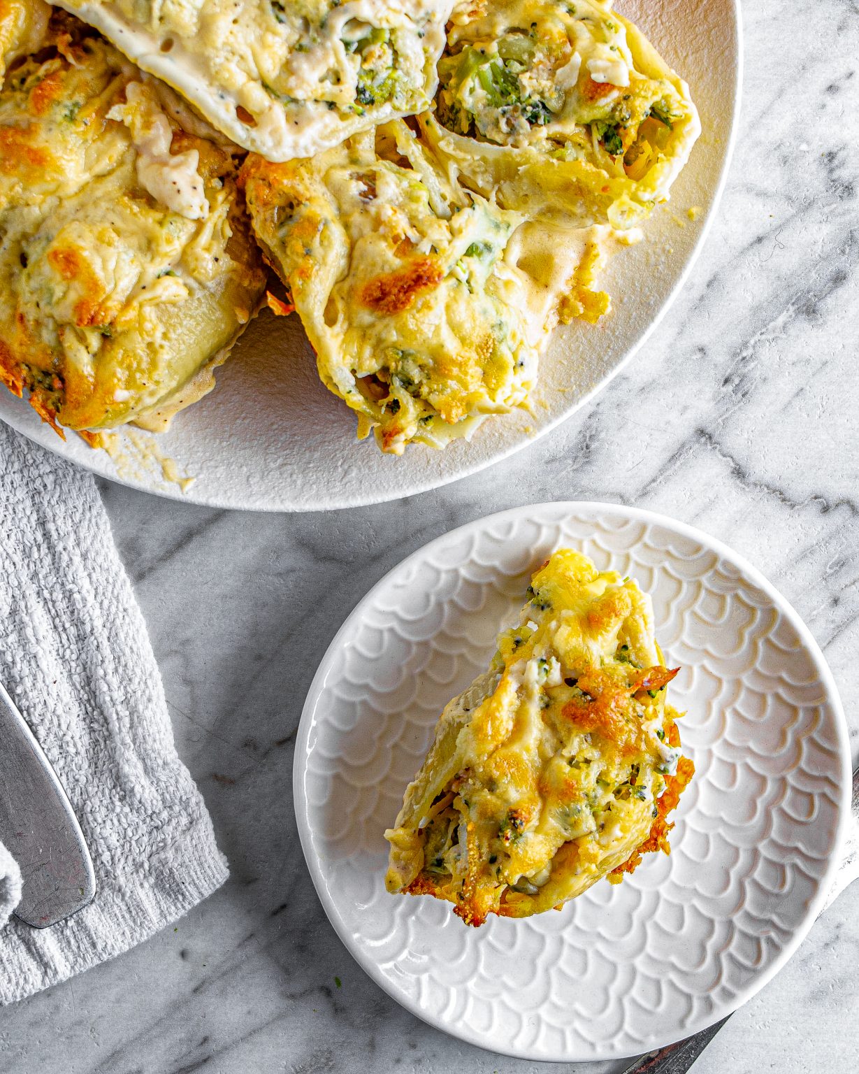 Chicken Broccoli Alfredo Stuffed Shells - Sweet Pea's Kitchen