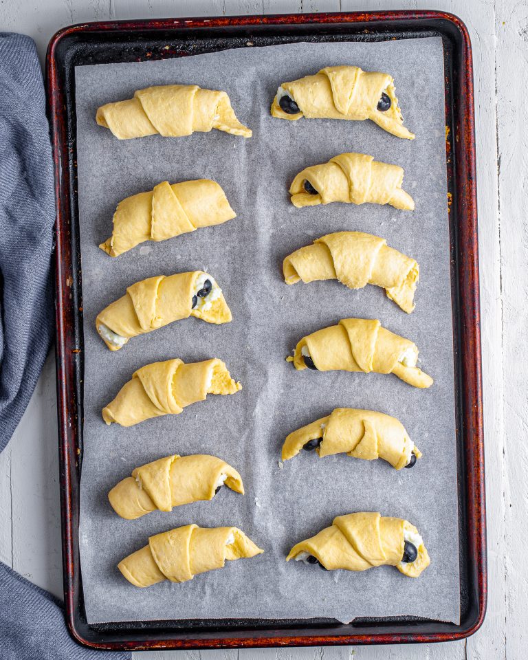 Blueberry Cheesecake Crescent Rolls - Sweet Pea's Kitchen