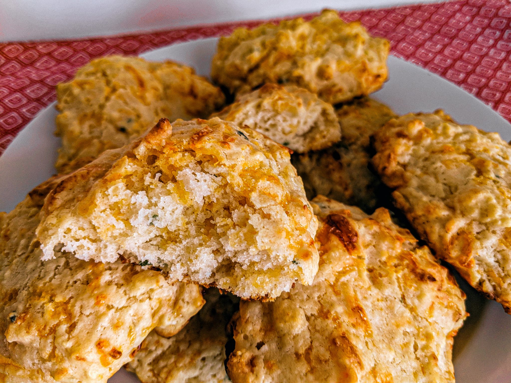 Cheesy Quick Biscuits - Sweet Pea's Kitchen