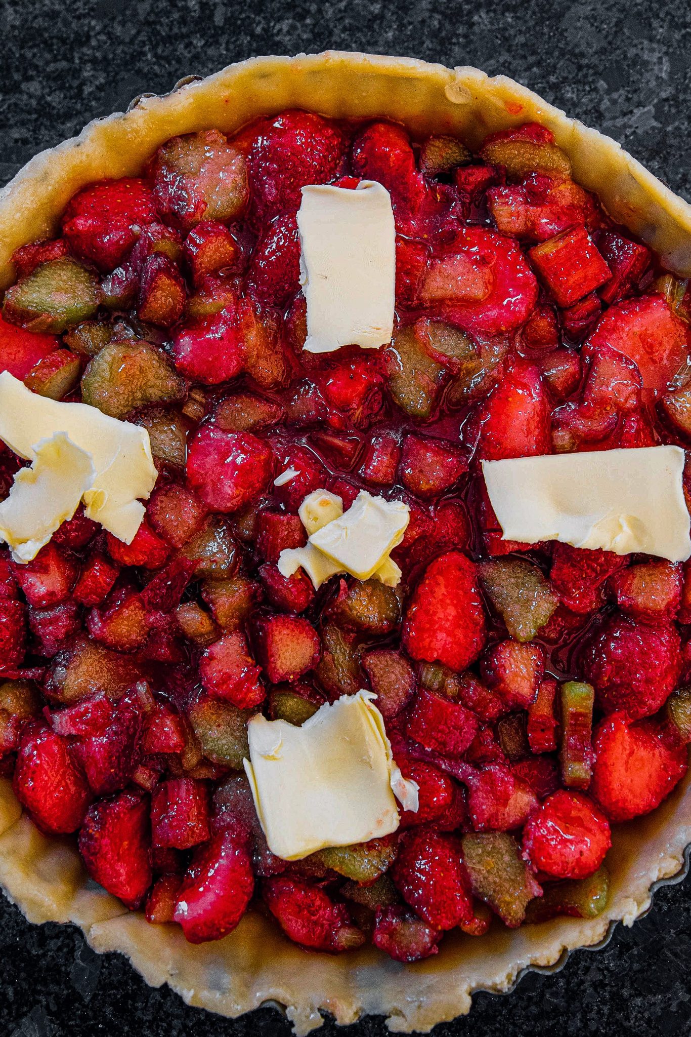 Strawberry Rhubarb Pie - Sweet Pea's Kitchen