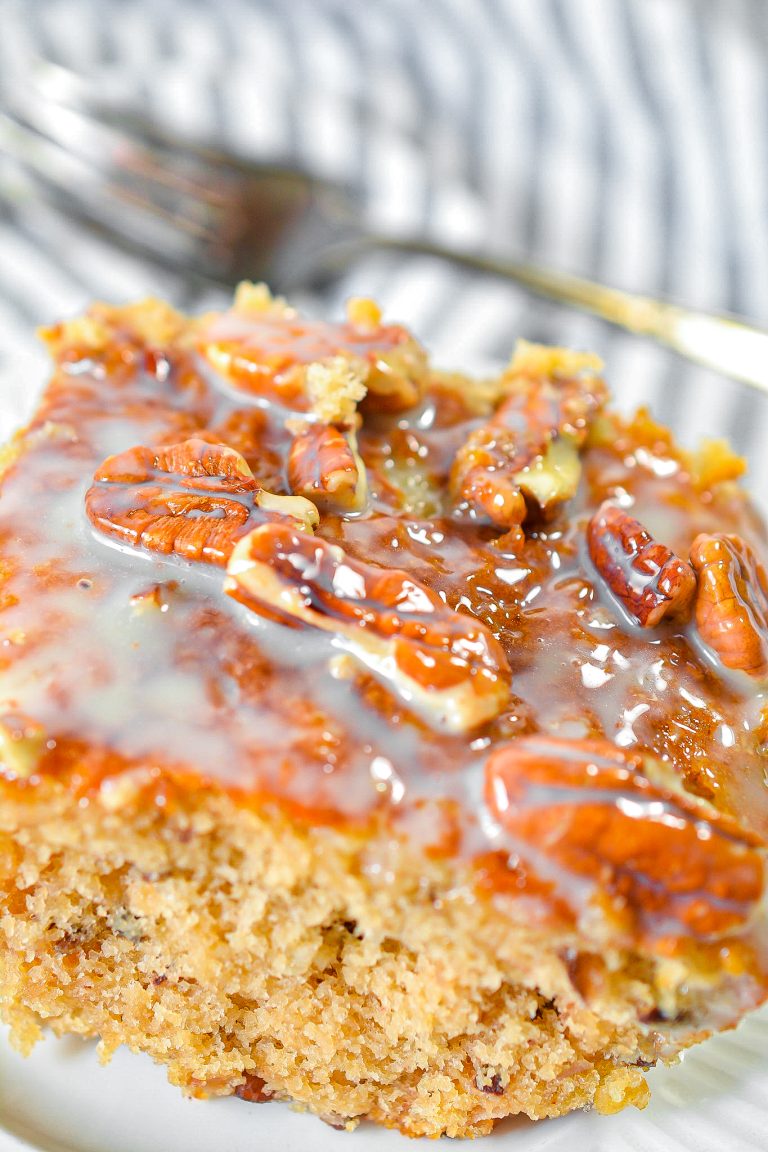 Pecan Praline Cake - Sweet Pea's Kitchen